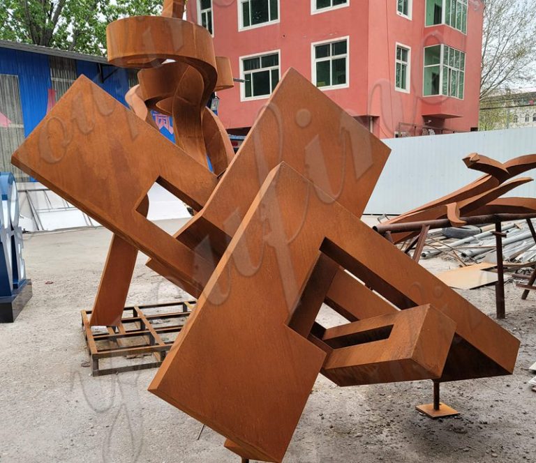 Modern Rusted Metal Garden Sculpture for Sale CSS-223