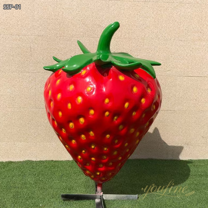Large Metal Strawberry Sculpture for Outdoor Lawn