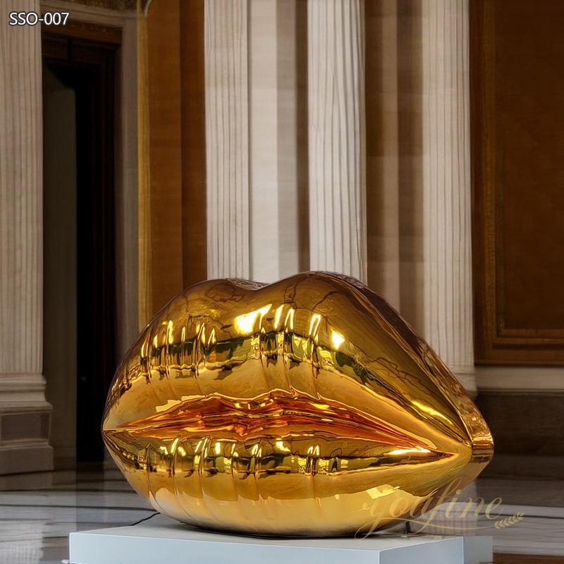 Forged Gold Stainless Steel Lip Sculpture Supplier