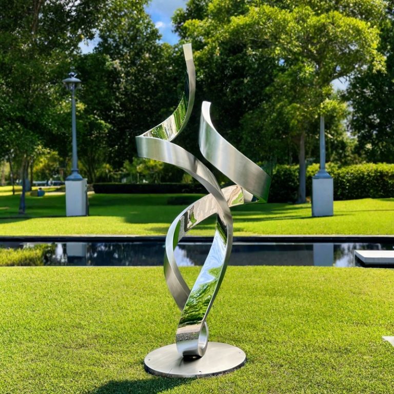 Why Metal Ribbon Sculptures Are Popular in Modern Spaces