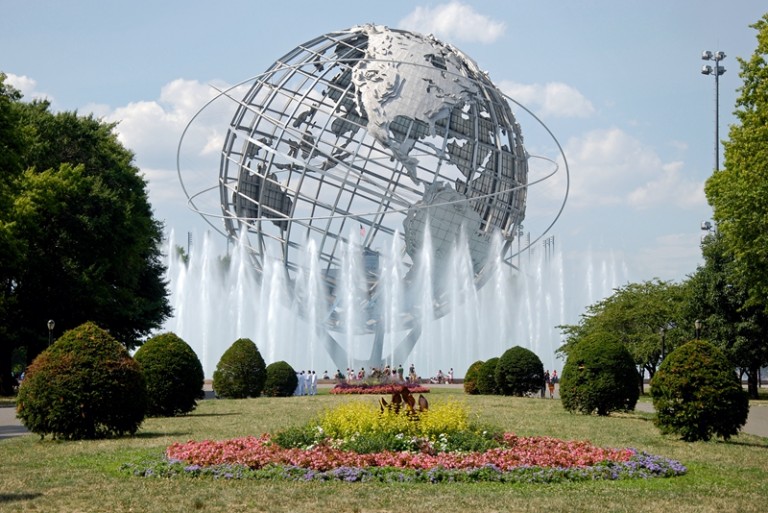 8 Most Popular Stainless Steel Monument Sculptures Around the World