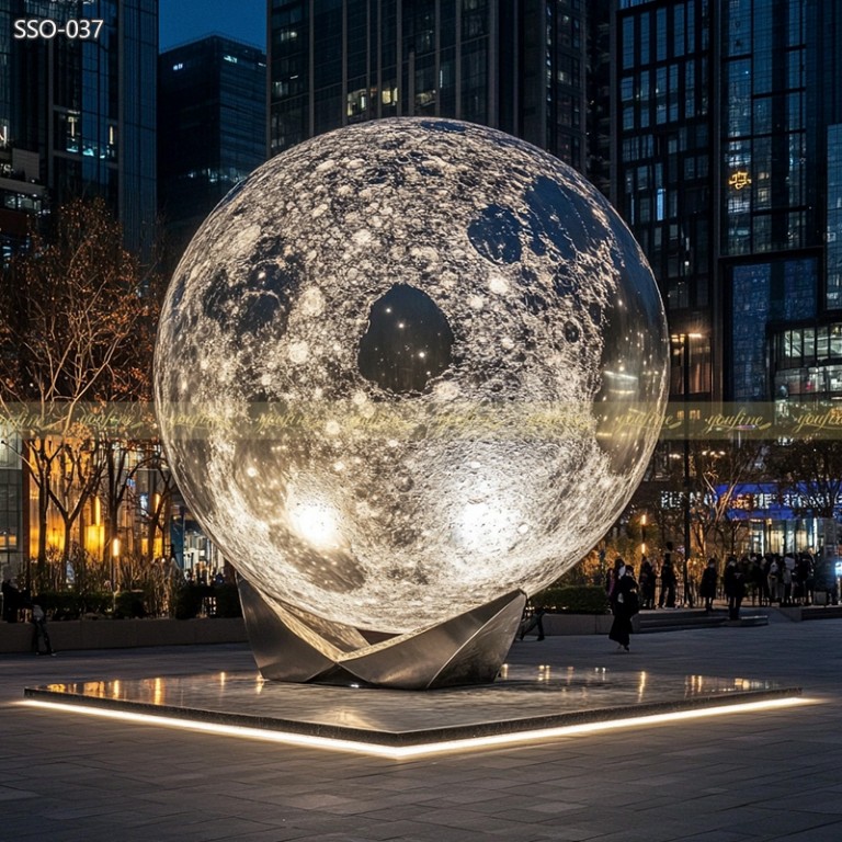 Modern Metal Moon Sculpture for City SSO-037