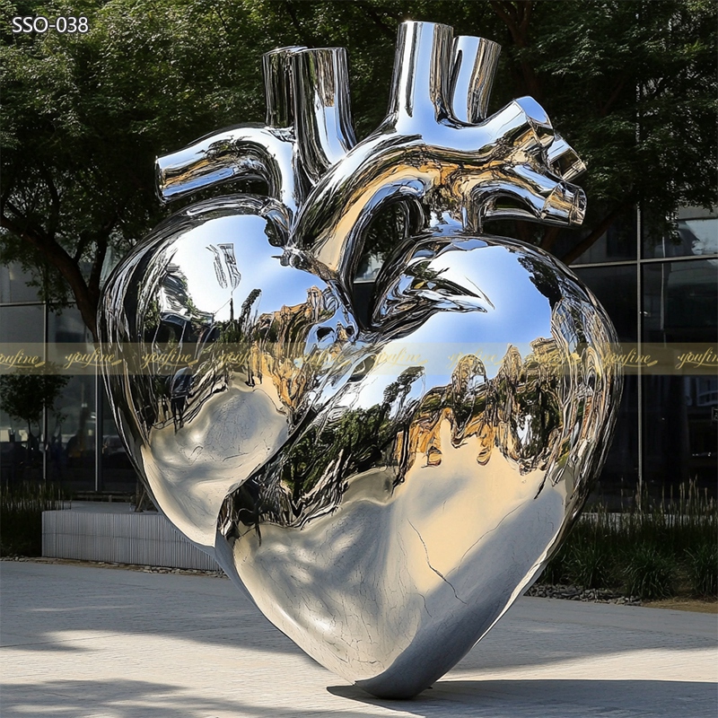 Modern Art Anatomical Realistic Heart Sculpture SSO-038