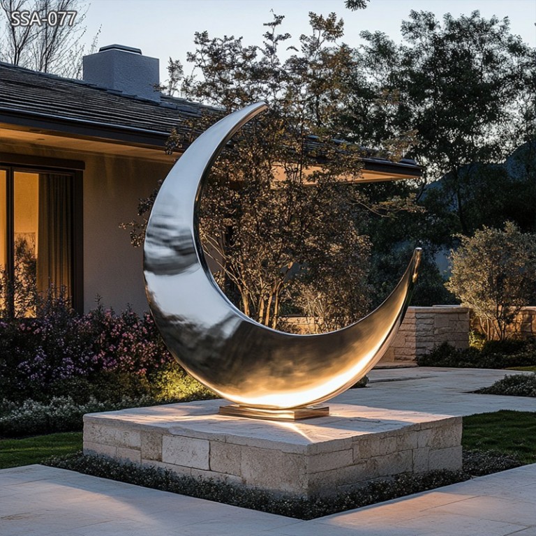 Modern Metal Crescent Moon Sculpture SSA-077