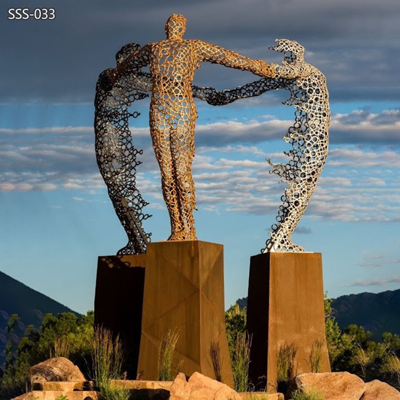 Stainless Steel Large Figure Wire Mesh Sculpture SSS-033
