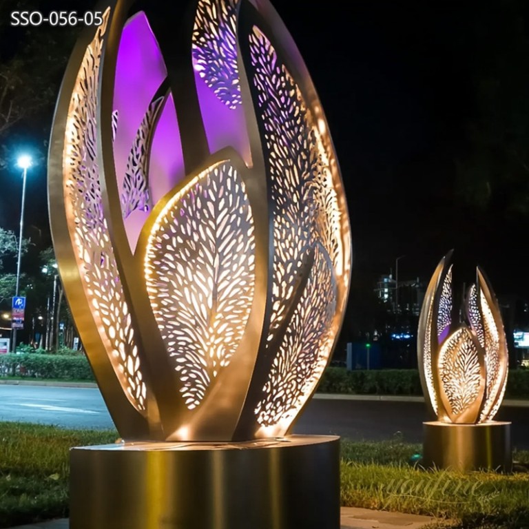 Custom Metal Outdoor Light Sculptures for Public Spaces SSO-056